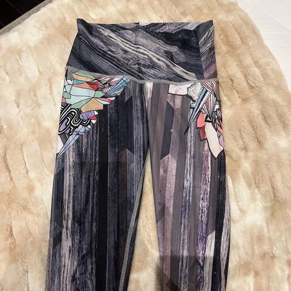 Niyama Sol | Pants & Jumpsuits | Niyama Sol Leggings Timber Endless Xs ...